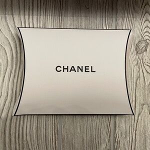 CHANEL | Makeup | Chanel Shopping Bag And Small Makeup Sample Box ...